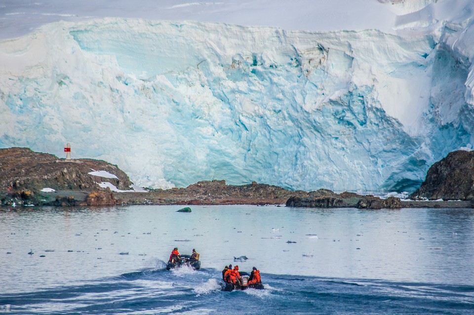 Frequent fires struck Antarctica during the Age of Dinosaurs, 75 ...