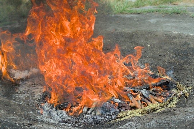 Groundbreaking discovery shows humans were making fire 350,000 years ...